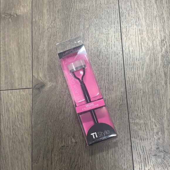 Makeup | Tistyle | Poshmark